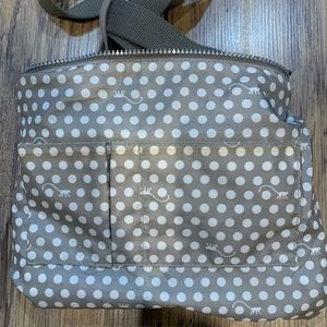 Kipling | Bags | Kipling Alvar Crossbody Bag Medium Lightweight Gray ...